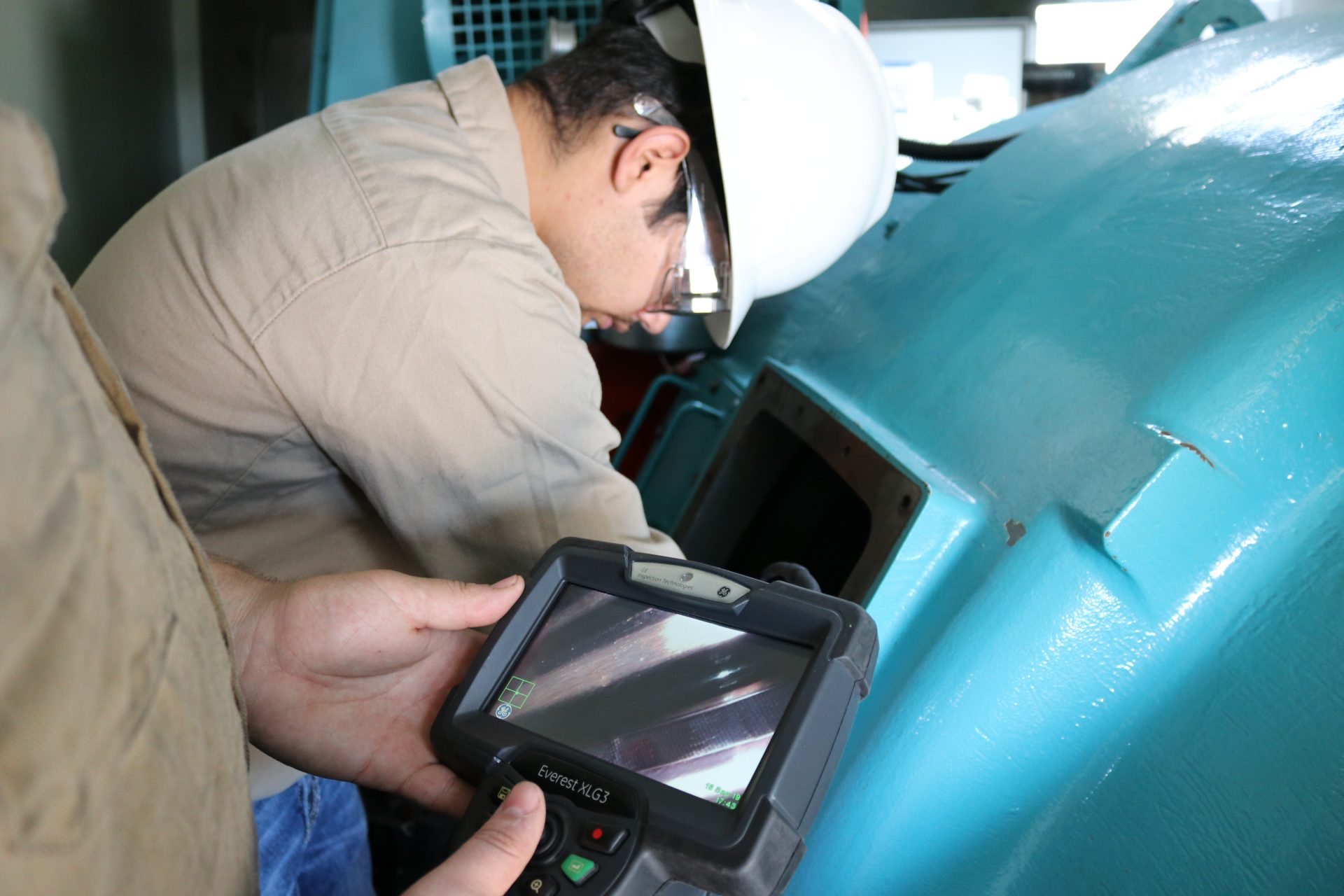NextEra Energy donates borescopes to Northeastern’s wind program | Wind ...