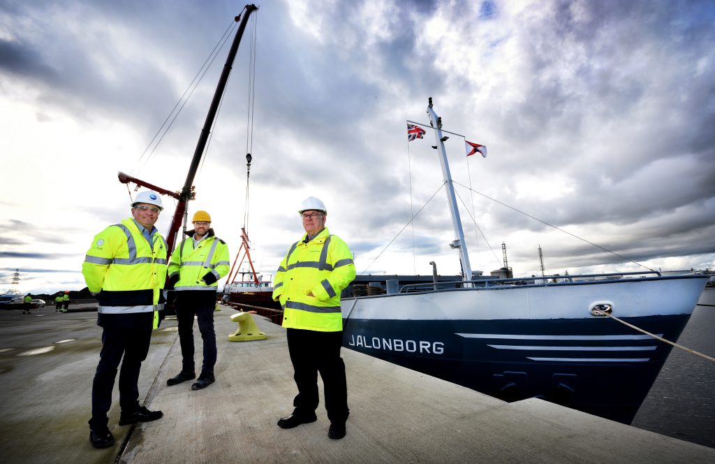 First supply vessel arrives at SeAH Wind factory | Wind Systems Magazine